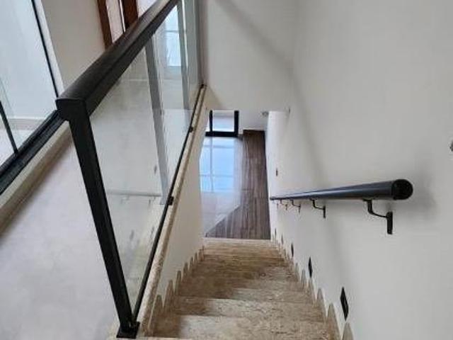 Sobrado para Venda por R$830.000,00 com 150m², 3 dormitórios, 2 suites e 2 vagas Cidade patriarca