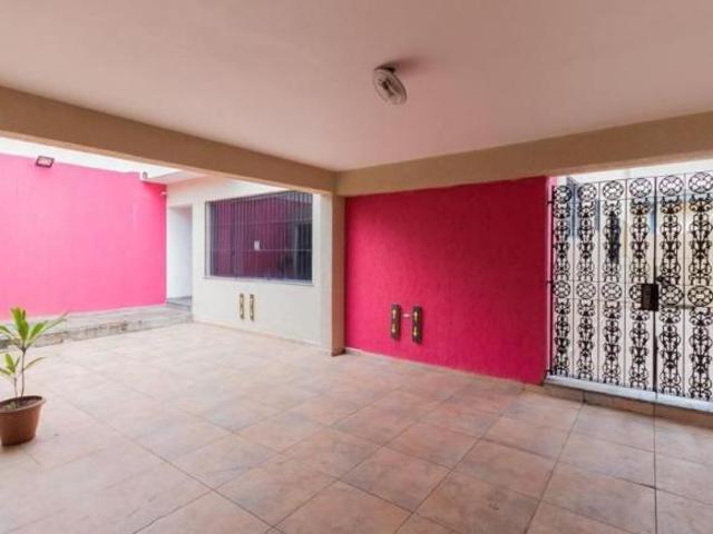 Sobrado para Venda por R$950.000,00 com 198m², 3 dormitórios, 1 suite e 4 vagas Vila rui barbosa
