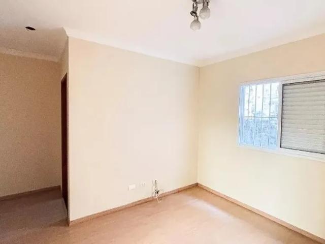 Sobrado para venda possui 162 metros quadrados com 3 quartos em Vila Marina Santo André SP