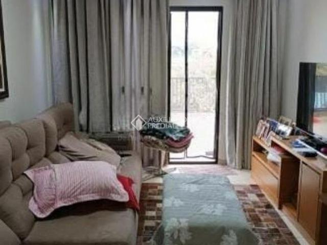 Sobrado para venda possui 193m² no Centro Diadema SP