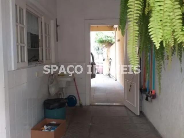 Sobrado para venda possui 400 metros quadrados com 4 quartos em Vila Nova Caledônia São Paulo SP