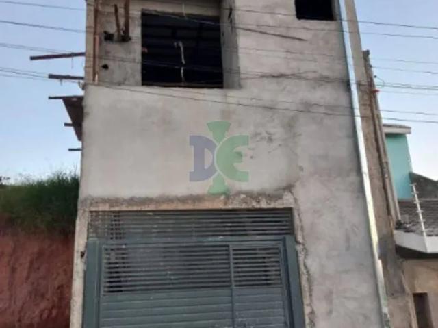 Sobrado para venda possui 96 metros quadrados com 2 quartos em Jardim Colinas Jacareí SP