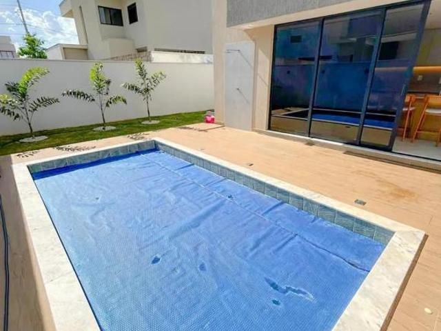 Sobrado para Venda Parqville Jacarandás | Aparecida de Goiânia/GO