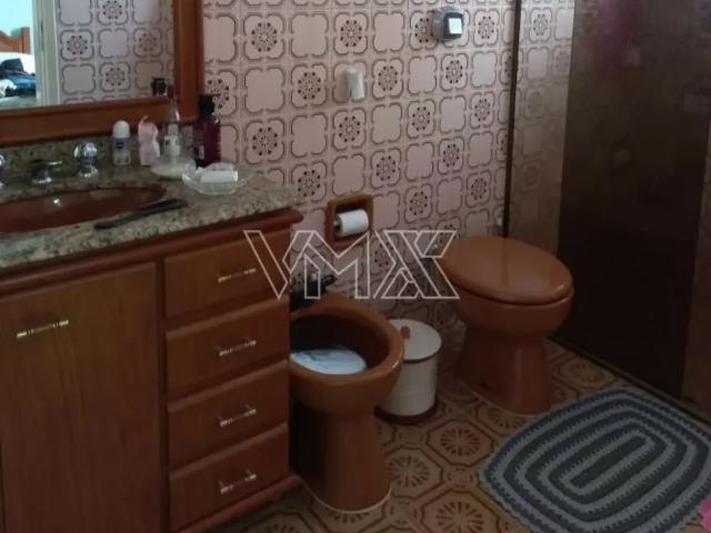 Sobrado à Venda | 3 Dormitórios, Suíte, 2 Vagas e Edícula em Excelente Localização