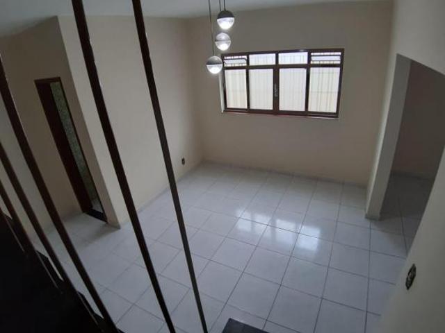 Sobrado para venda tem 280 m² com 3 quartos 4 vagas Vila Gomes São Paulo SP