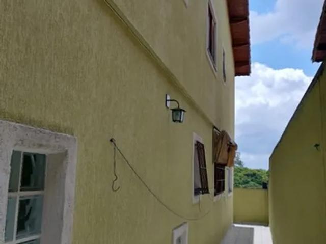 Sobrado para venda tem 203 metros quadrados com 3 quartos em Gopoúva Guarulhos SP
