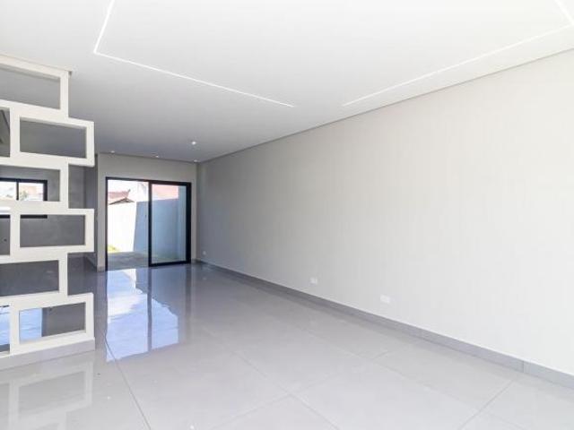 Sobrado para venda Xaxim