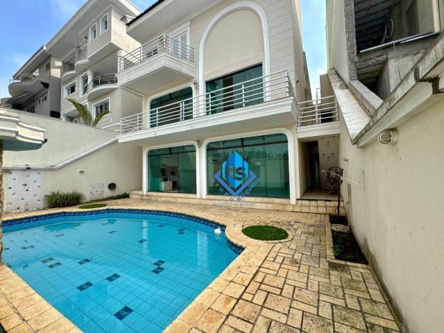Sobrado para Venda/Aluguel com 4 quartos, 313 m² por R$ 3.600.000