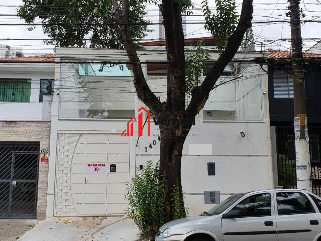 Sobrado para Venda/Aluguel com 6 quartos, 200 m² por R$ 3.200.000