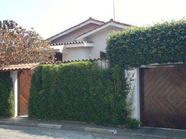 Sobrado para Venda/Aluguel com 6 quartos, 248 m² por R$ 999.000