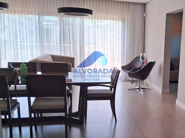 Sobrado para Venda/Aluguel com 6 quartos, 330 m² por R$ 2.390.000