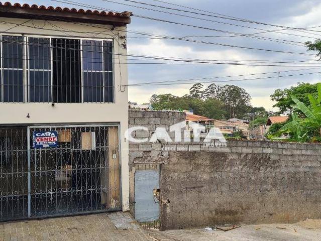 Sobrado para Venda/Aluguel com 2 quartos, 223 m² por R$ 429.000
