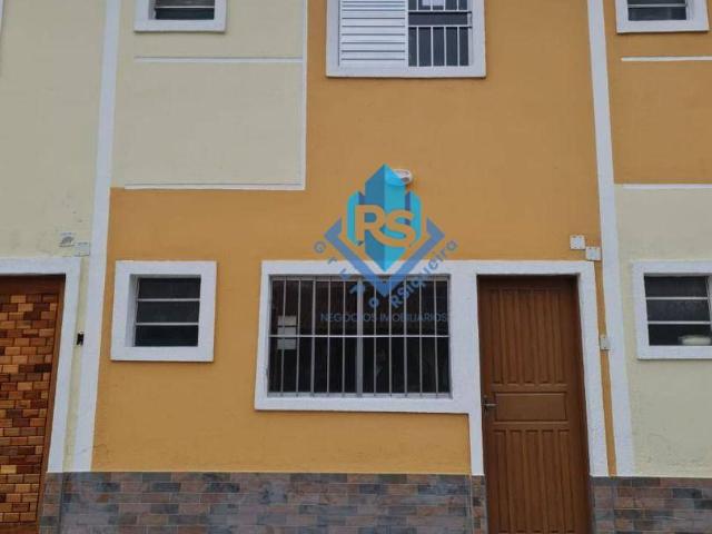 Sobrado para Venda/Aluguel com 2 quartos, 60 m² por R$ 375.000