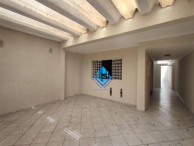 Sobrado para Venda/Aluguel com 3 quartos, 156 m² por R$ 700.000