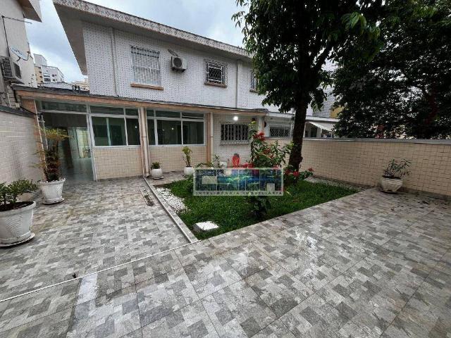 Sobrado para Venda/Aluguel com 3 quartos, 152 m² por R$ 2.000.000