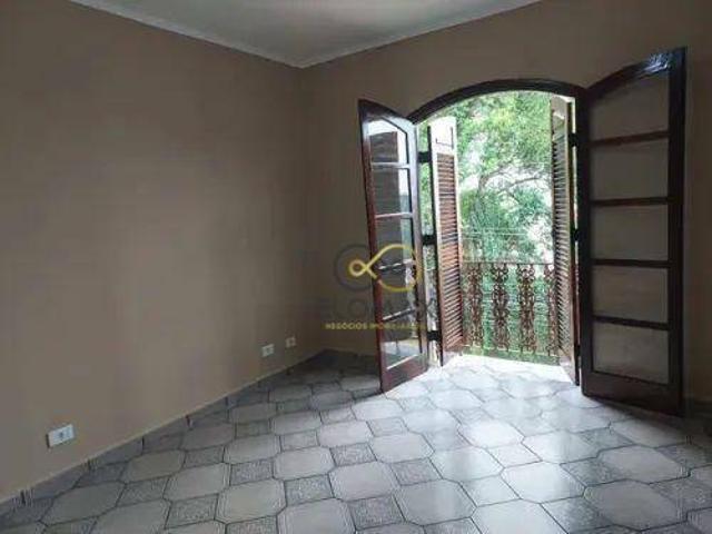 Sobrado para Venda/Aluguel com 3 quartos, 165 m² por R$ 880.000