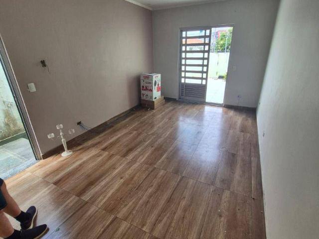 Sobrado para Venda/Aluguel com 3 quartos, 160 m² por R$ 898.000