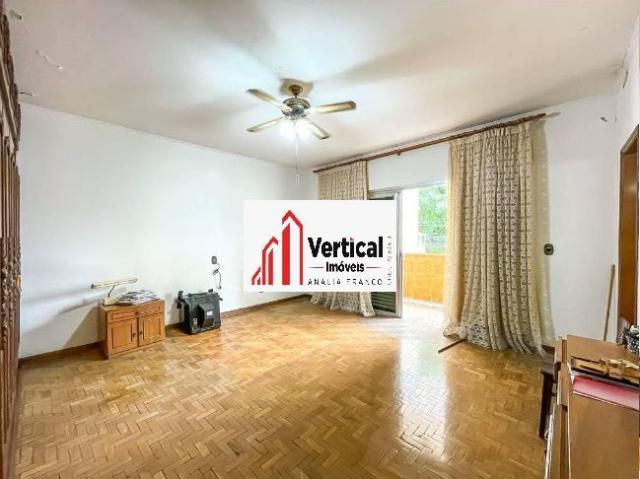 Sobrado para Venda/Aluguel com 3 quartos, 295 m² por R$ 1.900.000
