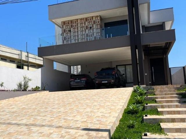 Sobrado para Venda/Aluguel com 3 quartos, 360 m² por R$ 3.600.000