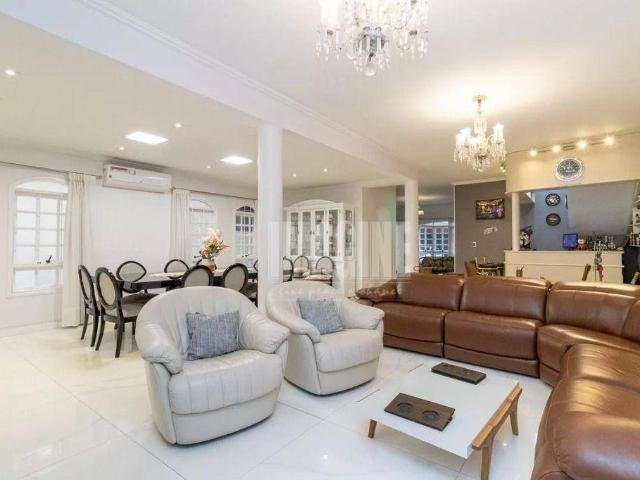 Sobrado para Venda/Aluguel com 3 quartos, 500 m² por R$ 3.000.000