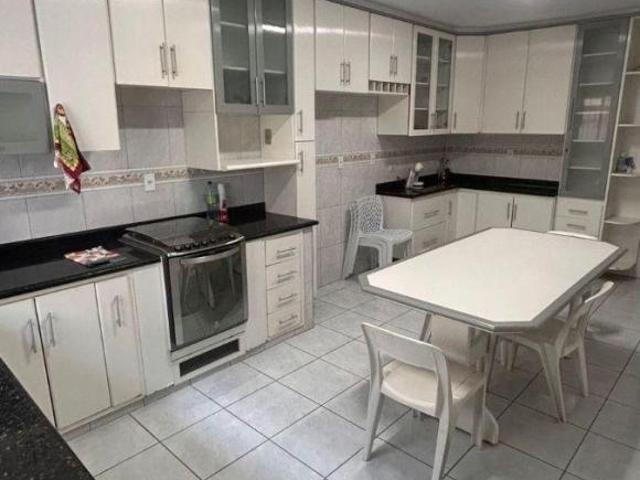 Sobrado Parque Anchieta SBC 3 Dormitórios 1 Suite 200mt²