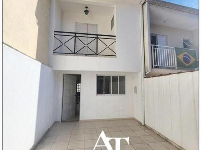 SOBRADO PARQUE IPE 2 QUARTOS 1 SUITE COM 1 VAGA