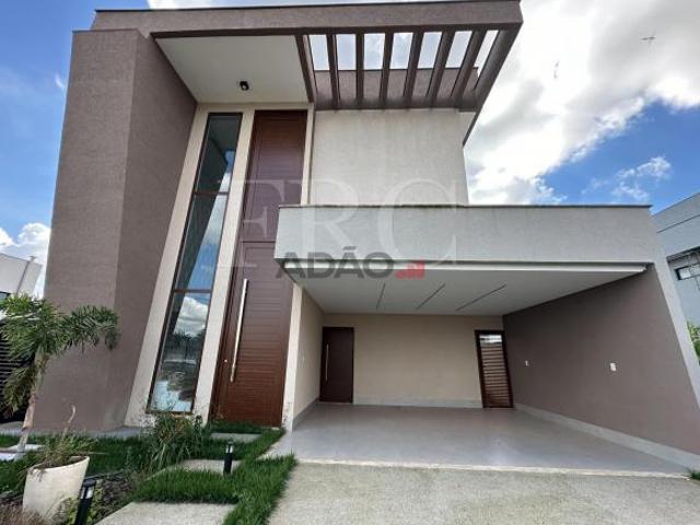 Sobrado Parqville Jacarandá Casa em Condomínio com 4 Quarto s por R$ 1984000.00 no setor Jardim Cr