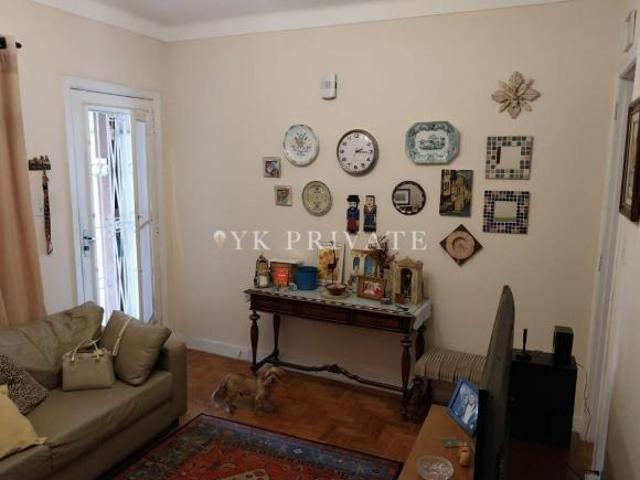 Sobrado/ Perdizes/ 120 m²/ 2 dormitorios / teraaço/ 2 vagas /
