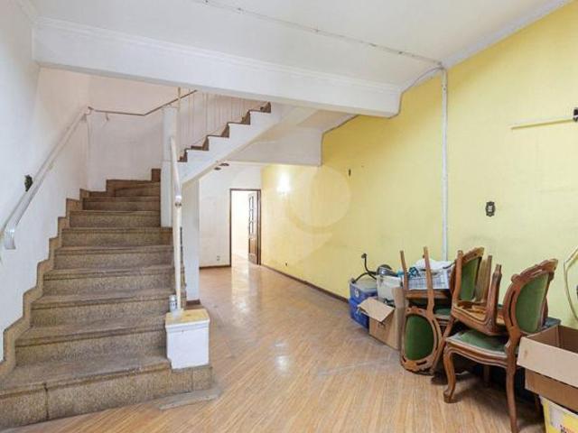 sobrado Pompéia. 3 quartos. vaga de garagem
