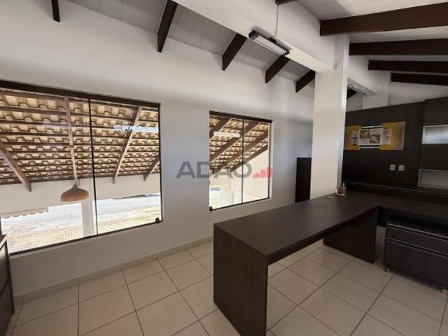 Sobrado Portal do Sol 1 Casa em Condomínio com 4 Quarto s por R$ 2800000.00 no setor Loteamento Por