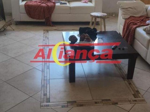 SOBRADO PQ RENATO MAIA 3 DORM 1 SUITE 2 VAGAS
