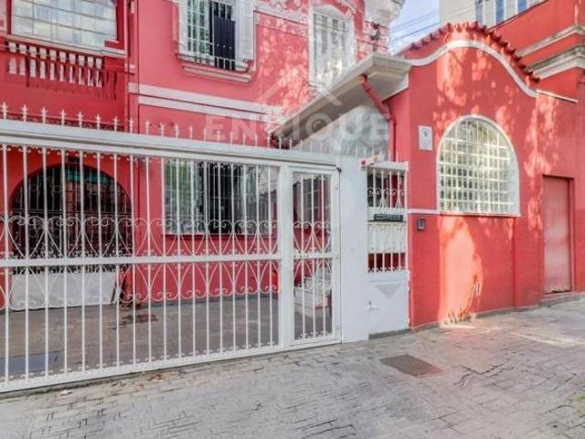 SOBRADO PROX. BENEFICÊNCIA PORTUGUESA