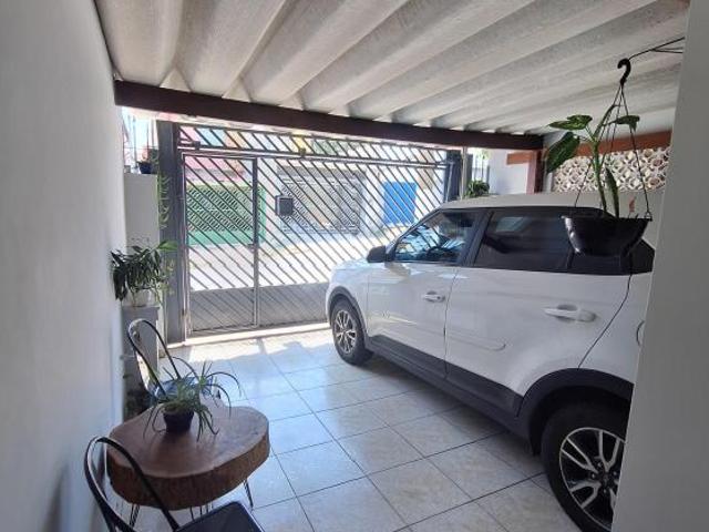 Sobrado próximo a linha 4 amarela Vila Sônia x SP Morumbi