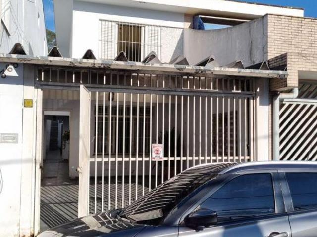 Sobrado próximo ao metrô Vila Sônia com 260 m² de área construída