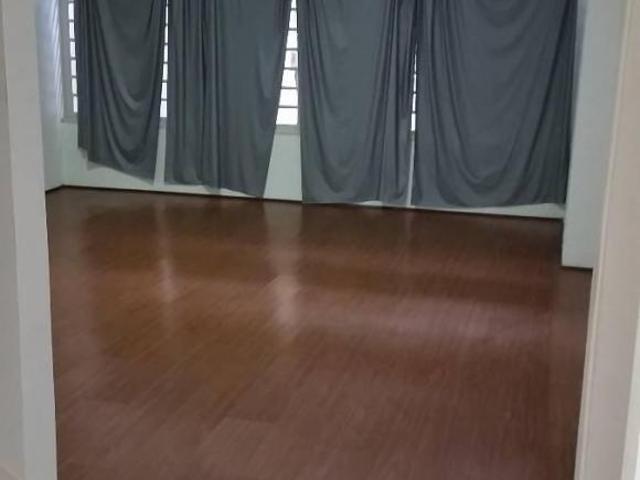 SOBRADO PRÓXIMO AO SHOPPING E AO CLUBE ATLÉTICO JUVENTUS SEDE SOCIAL