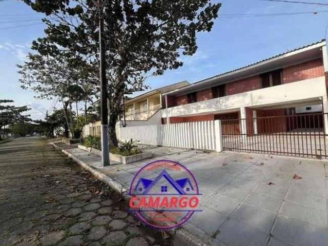 Sobrado Quadra com Piscina Bal. Gaivotas