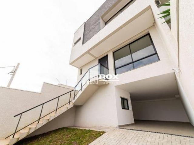 Sobrado Quadríplex novo de alto padrão com 3 quartos, sendo 1 suíte à venda, 187 m² por R$ 1.200.000