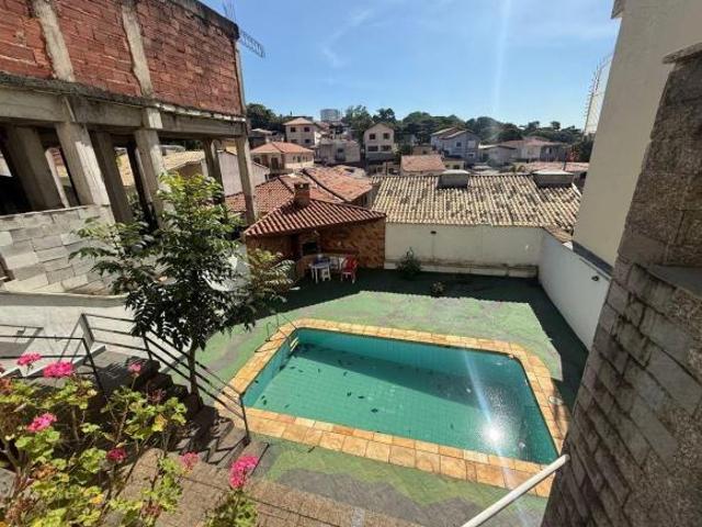 Sobrado quatro dormitórios quatro vagas área de lazer com piscina e churrasqueira