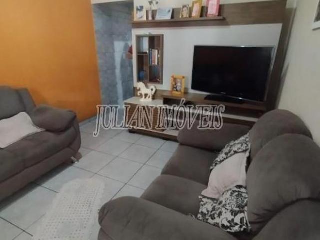 sobrado R$ 600 mil