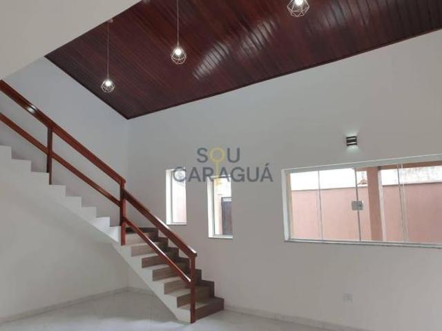 Sobrado Recém Reformado com 5 quartos à Venda no Indaiá