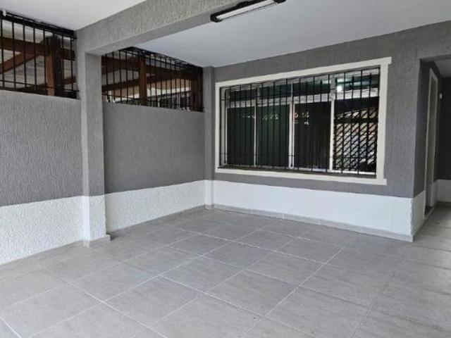 Sobrado Reformado | 3 Dormitórios | 2 Suítes | Churrasqueira | Próximo ao Metrô Vila Sônia