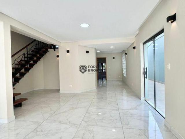 Sobrado reformado a venda Condominio Portal do Paraiso 1