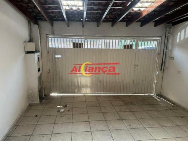 Sobrado reformado, com 3 dormitórios e 2 vagas de garagem, Vila Fátima Guarulhos