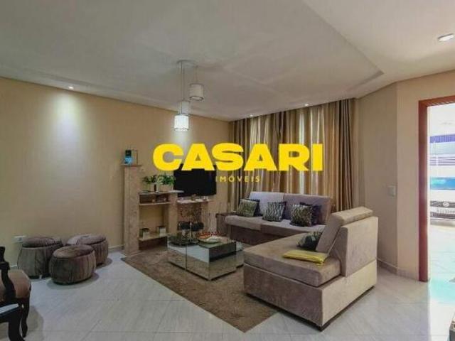 Sobrado Reformado com 3 Suítes à Venda no Assunção – 171m², Churrasqueira e 4 Va