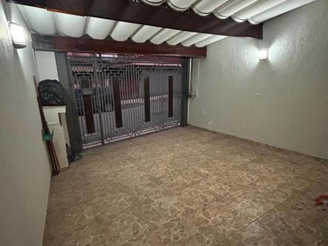 Sobrado reformado com 2 dormitórios à venda no Arraial Paulista – Taboão da Serra