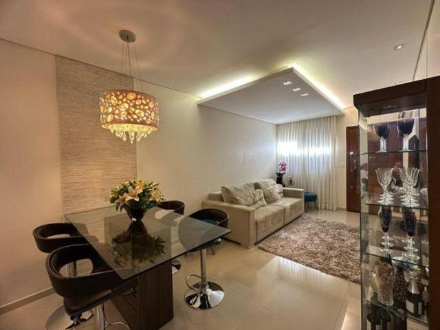 Sobrado Reformado e Decorado em Condomínio Exclusivo Com mobília