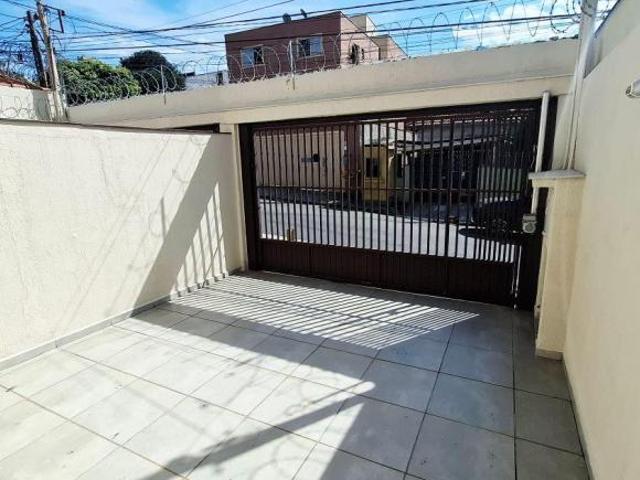 Sobrado reformado no Butantã | 3 dorms | 2 vagas | Próximo à USP
