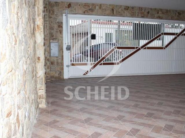 Sobrado residencial novo de 274m2 com vista panorâmica da cidade em Guararema