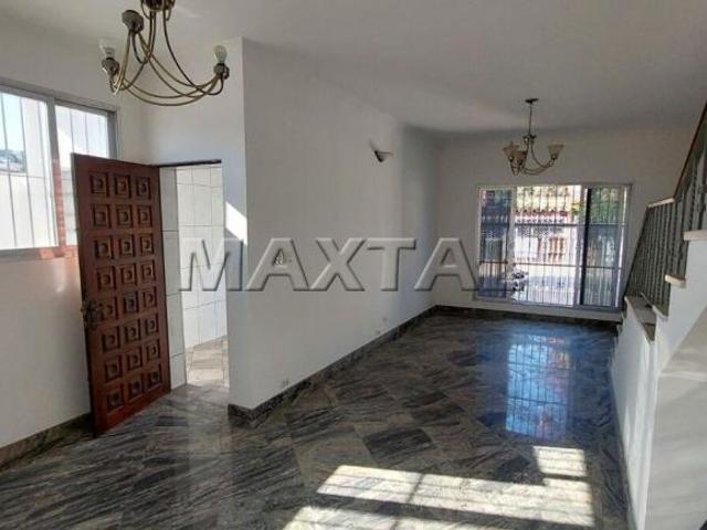 Sobrado residencial ou comerciais 250m², 5 dormitórios, sala ampla, cozinha planejada e 2 vagas