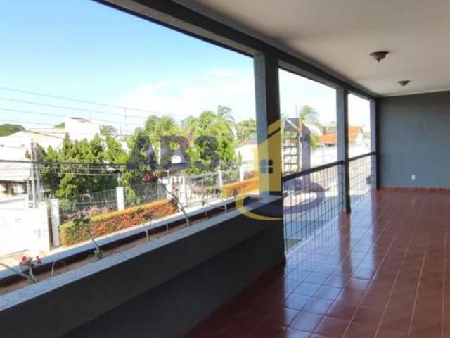 Sobrado Residencial ou Comercial no bairro Monte Carlo em Campo Grande MS